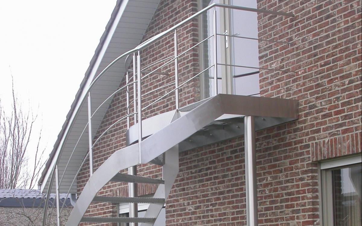 Draaitrap - 2 trapbomen MII-02 | Made in inox